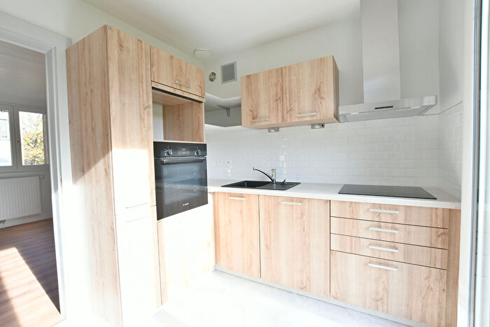 Maison à louer - Madonne-et-Lamerey - 4 pièces - 3 chambres