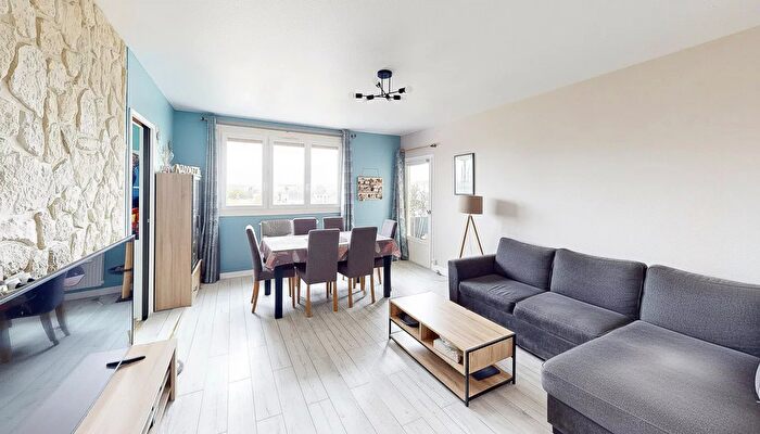 Appartement à vendre - Chartres - 4 pièces - 3 chambres