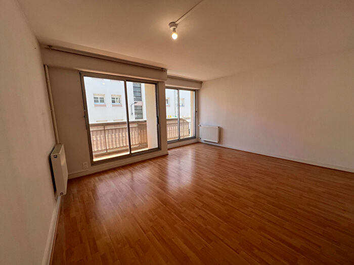 Moulins, Centre-ville : Appartement 2 pièces à louer