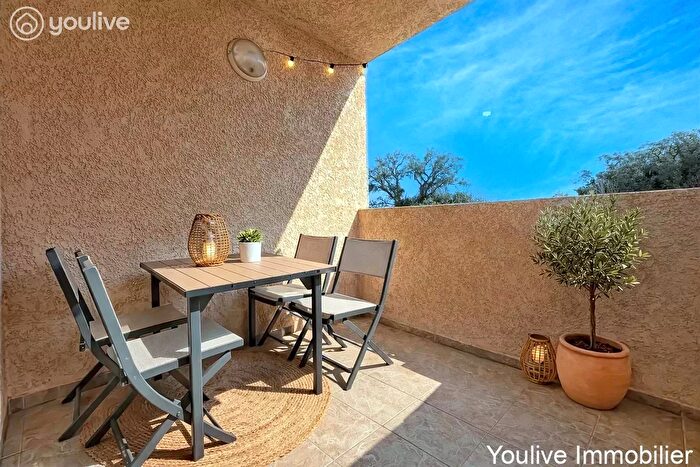 Appartement à vendre - Santa-Maria-Poggio - 2 pièces - 1 chambre