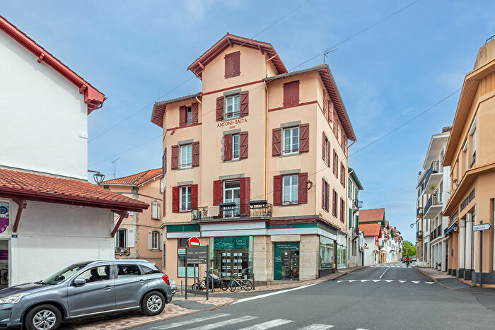 Hendaye, Ville : Appartement 3 pièces à vendre