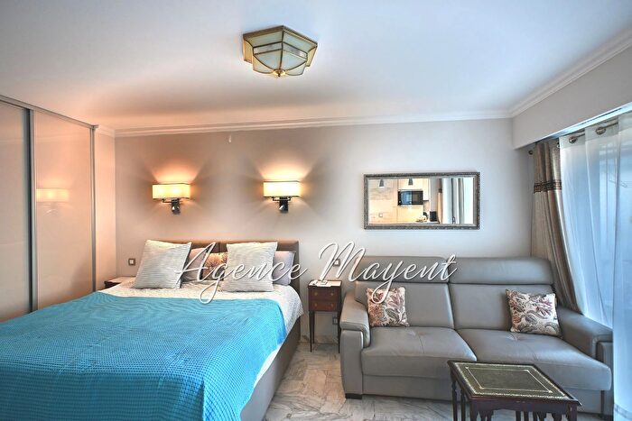 Appartement 1 pièce à vendre à Cannes, Centre-ville
