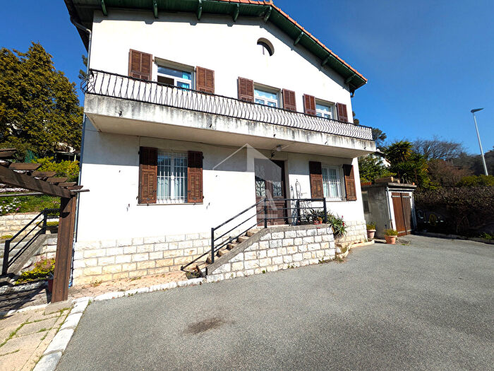 Maison à vendre - Cagnes-sur-Mer, Les Vallières, Le Malvan, Les Travails, La Combe - 6 pièces - 4 chambres