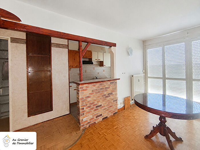 Montataire, Bas de la ville - Appartement 3 pièces à vendre