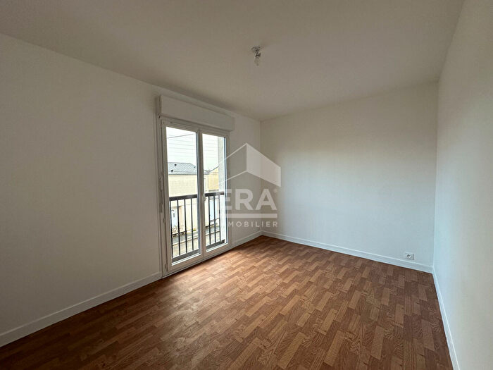 Maison à louer - Argenton-sur-Creuse - 4 pièces - 3 chambres