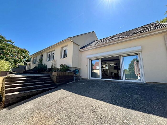 Maison à vendre - Veneux-les-Sablons - 8 pièces - 4 chambres