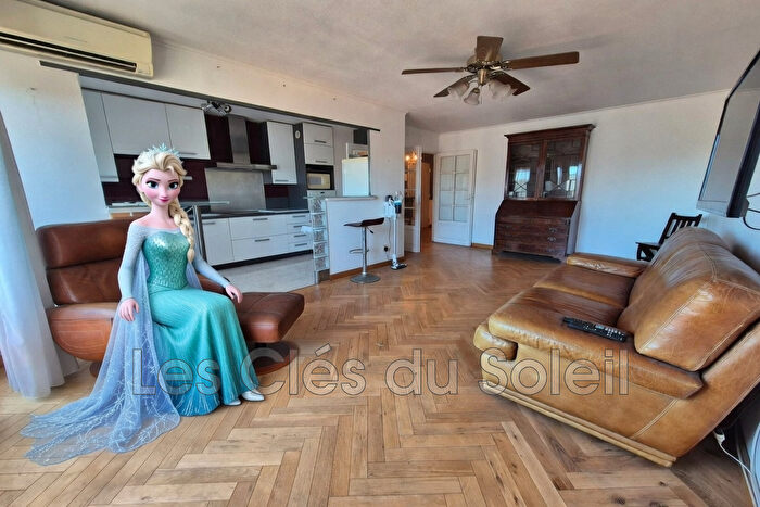 Appartement à vendre - Toulon, Saint-Jean du Var - 4 pièces - 3 chambres