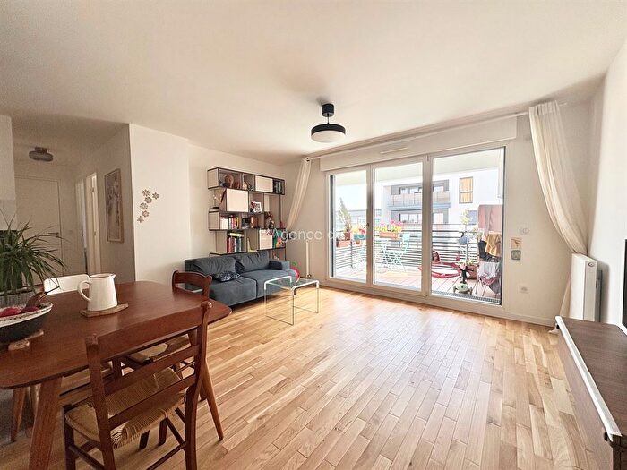 Appartement 3 pièces à vendre - Courbevoie, Marceau République