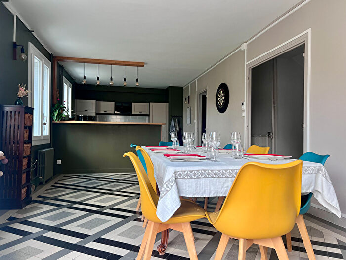 Maison à vendre - Nevers, Centre-ville - 6 pièces - 4 chambres