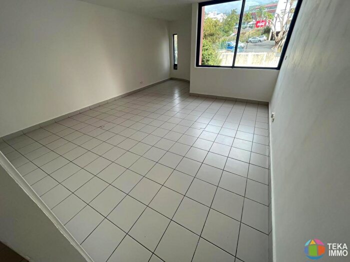 Appartement 1 pièce à Saint-Denis, à louer