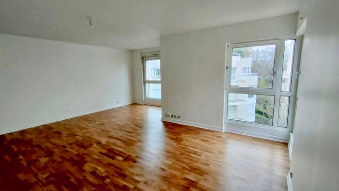 Appartement 4 pièces à louer à Rueil sur Seine-Plaine-Gare, Rueil-Malmaison