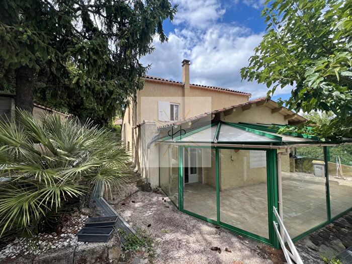 Maison à vendre - Aubenas - 5 pièces - 3 chambres