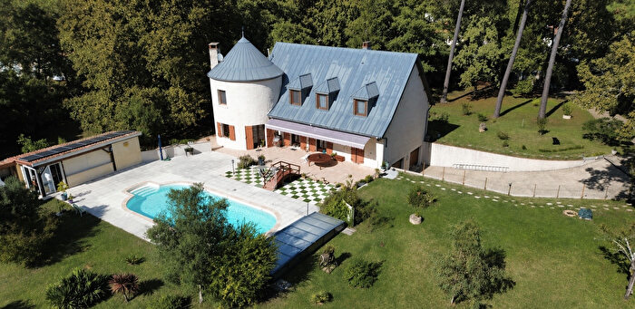 Maison à vendre - Coimères - 8 pièces - 6 chambres