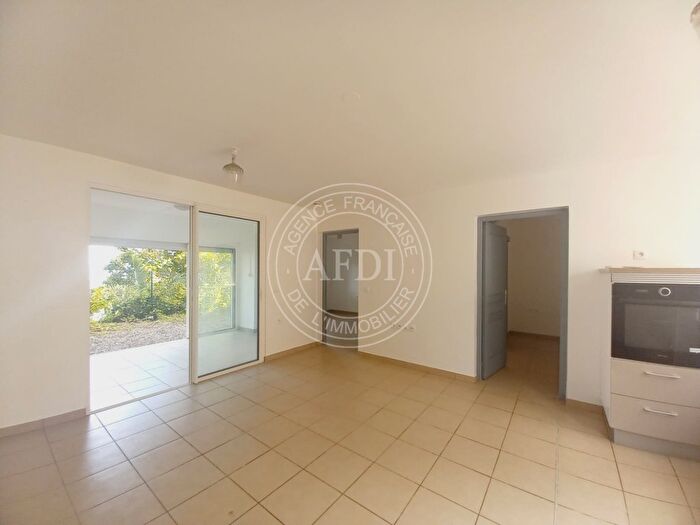 Appartement à louer - Fort-de-France - 3 pièces - 2 chambres