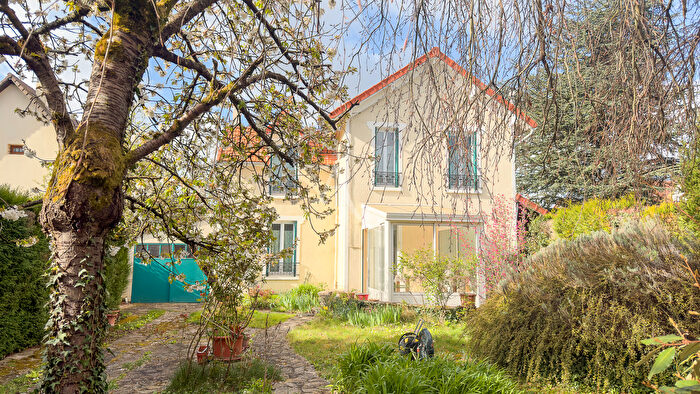 Maison à vendre - Montgeron, Saint-Hubert, Plateau, Chalandray - 4 pièces - 3 chambres