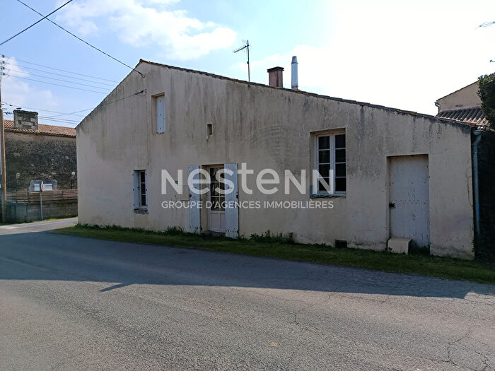 Maison à vendre - Saint-Hilaire-des-Loges - 4 pièces - 3 chambres