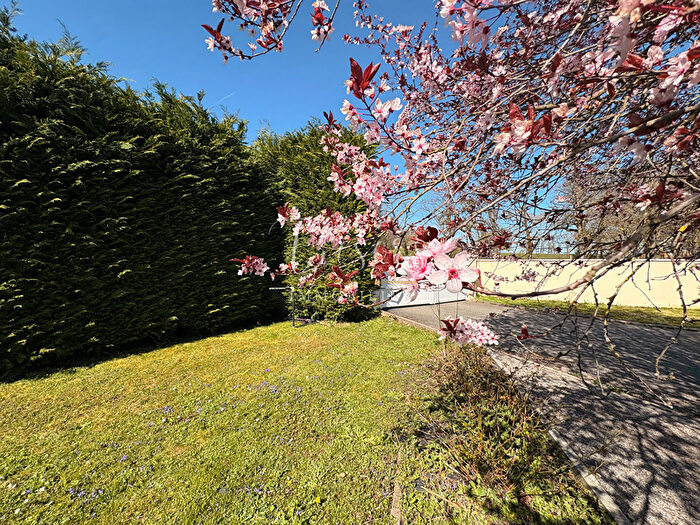 Maison 6 pièces à vendre - Montagny-les-Lanches