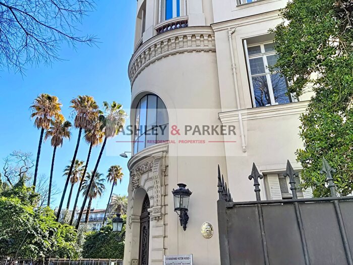 Appartement à vendre - Nice, Carré dor - 5 pièces - 5 chambres