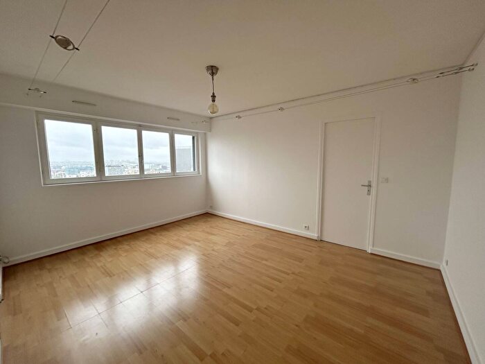 Appartement à louer - Hôtel de Ville, Courbevoie - 2 pièces - 1 chambre