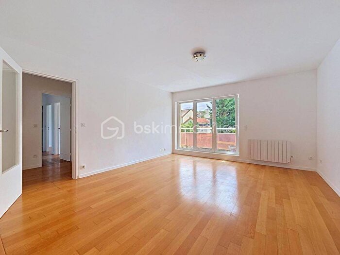Mont Valérien, Nanterre : Appartement 3 pièces à louer