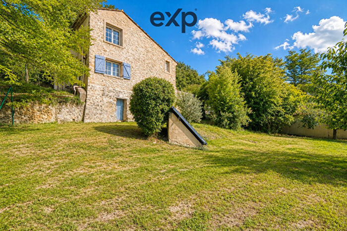 Maison 6 pièces à Ansouis, à vendre