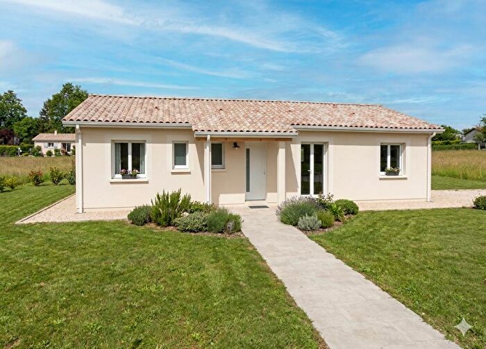 Maison 4 pièces à Cubnezais, à vendre