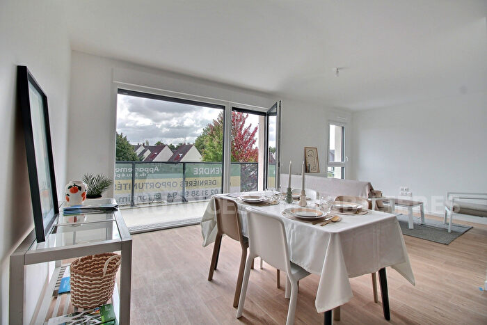 Appartement à vendre - Ifs - 4 pièces - 3 chambres