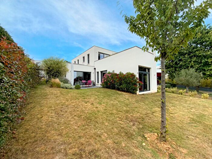 Verrières-le-Buisson, Justice, Amblainvilliers : Maison 6 pièces à vendre
