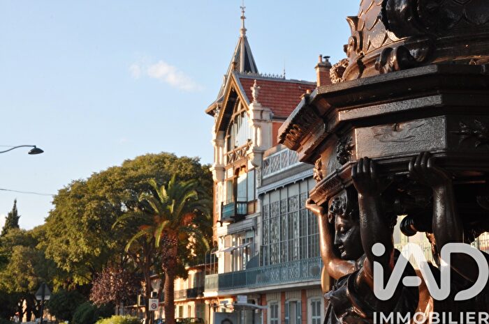 Appartement à vendre - Hyères, Maurels - 3 pièces - 2 chambres