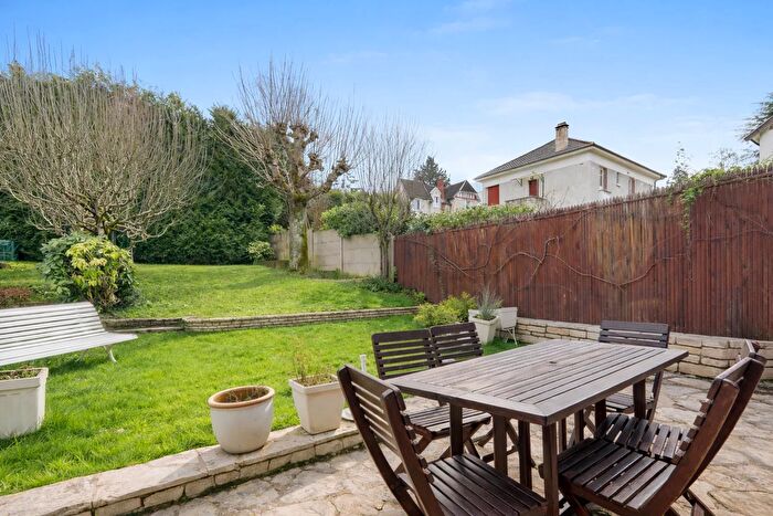 Maison à vendre - Vaucresson - 6 pièces - 4 chambres