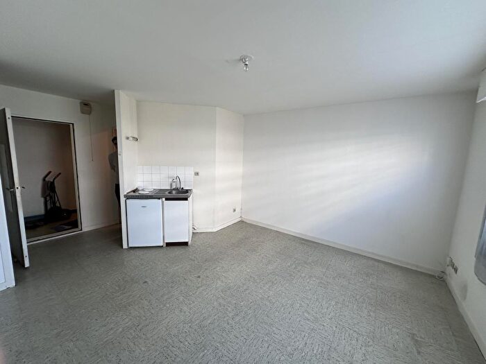 Appartement 1 pièce à louer à Angers, Madeleine, Saint-Léonard, Justices