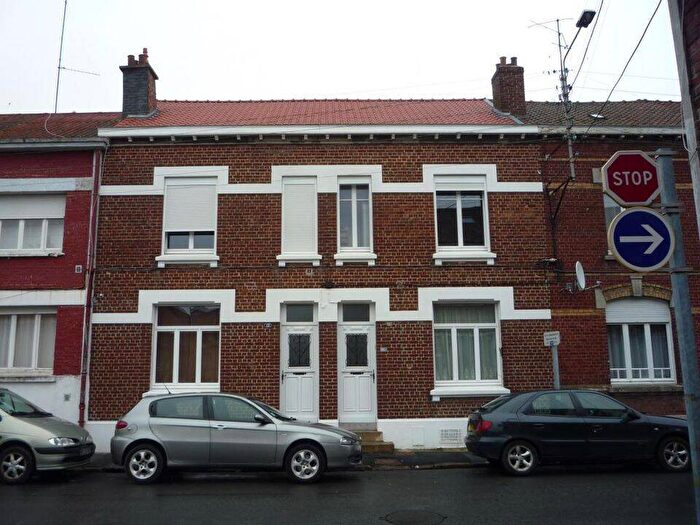 Maison 4 pièces à Faubourg Saint Catherine-Faubourg de Paris-Le Vignole, Valenciennes, à louer