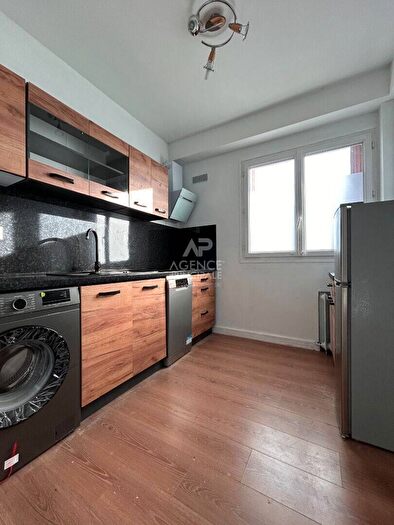 Appartement à louer - Abbaye, Poissy - 1 pièce