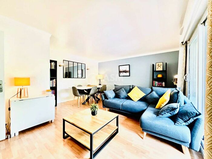 Appartement 3 pièces à louer - Hôtel de Ville, Courbevoie