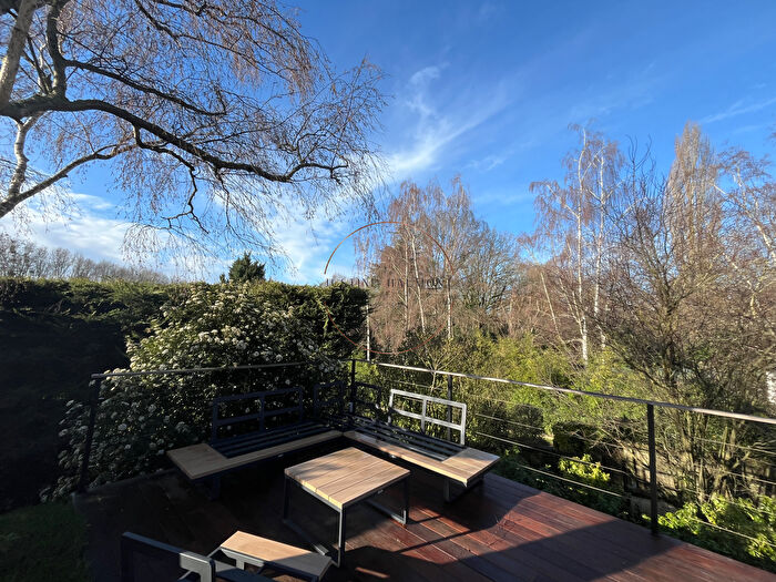 Maison 8 pièces à Orgeval, à vendre