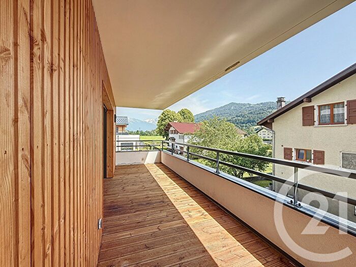 Appartement à vendre - Taninges - 4 pièces - 3 chambres