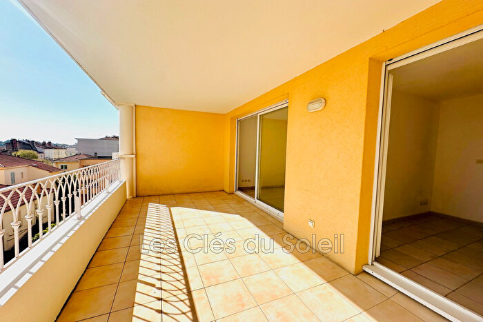 Appartement à vendre - Toulon, Saint-Jean du Var - 3 pièces - 2 chambres