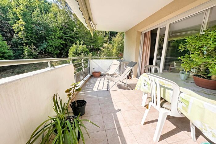 Appartement 3 pièces à vendre à Cagnes-sur-Mer, Les Vallières, Le Malvan, Les Travails, La Combe
