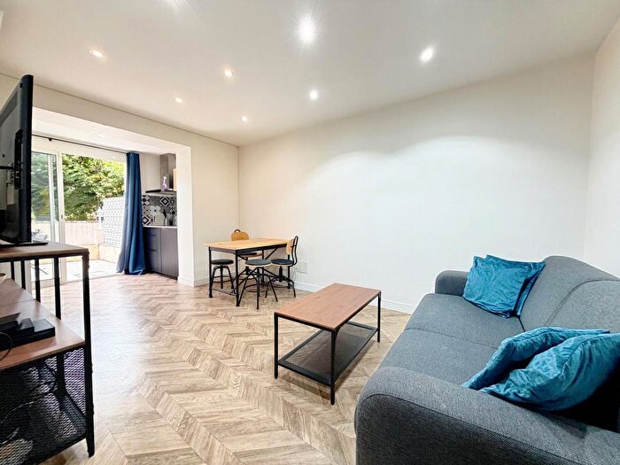 Cannes, Californie Pezou - Appartement 2 pièces à vendre