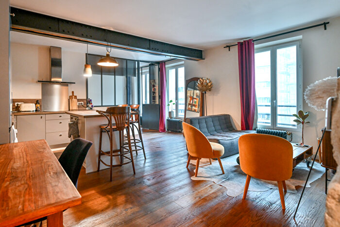 Appartement à vendre - Paris e , Belleville, Saint-Maur - 3 pièces - 2 chambres