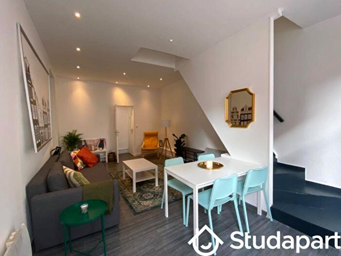 Appartement à louer - Epeule-Trichon, Roubaix - 1 pièce - 2 chambres