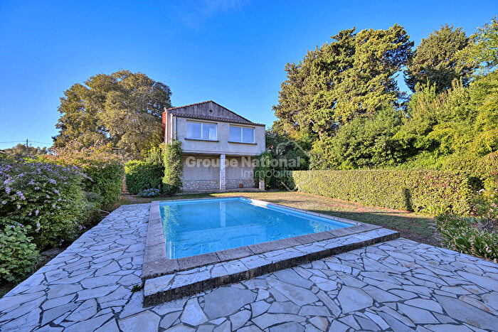 Nîmes, Tour Magne - Maison 6 pièces à louer