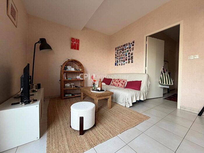 Appartement 2 pièces à Saint-Jacques-de-la-Lande, à louer