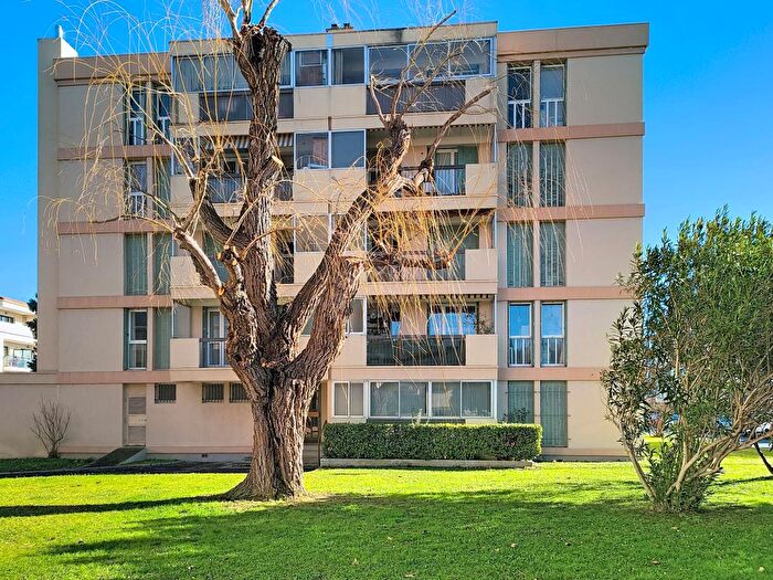 Appartement à vendre - Avignon, Saint-Ruf - 3 pièces - 2 chambres