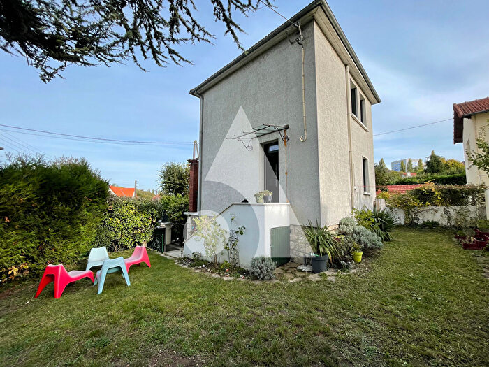 Maison à vendre - Sucy-en-Brie, Grand Val - 4 pièces - 2 chambres