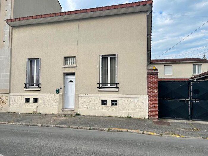 Livry-Gargan, Centre-ville : Appartement 3 pièces à vendre