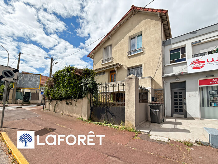 Maison 5 pièces à Ris-Orangis, La Aunette, à vendre