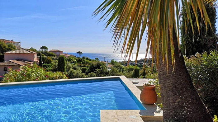 Maison 5 pièces à vendre à Roquebrune-sur-Argens, Les Terrasses