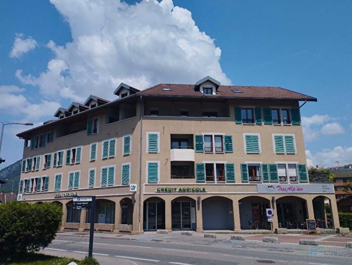 Appartement à vendre - Faverges - 4 pièces - 3 chambres