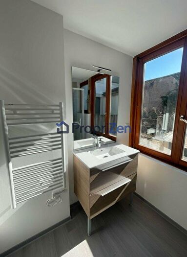 Appartement à louer - Thann - 3 pièces - 2 chambres